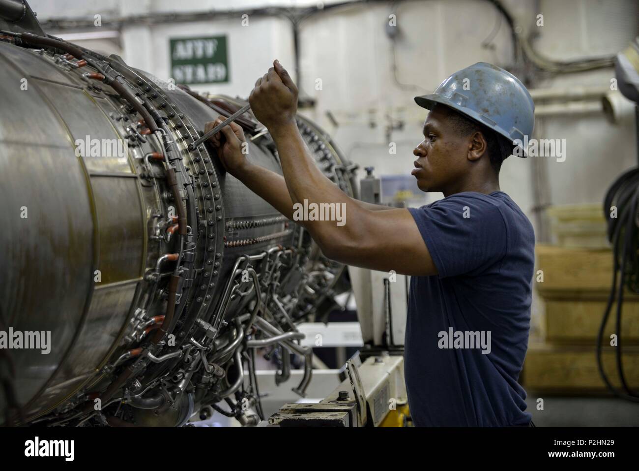 160929-N-IE397-047 ARABIAN GULF (Sept. 29, 2016) Aviation Machinist's ...