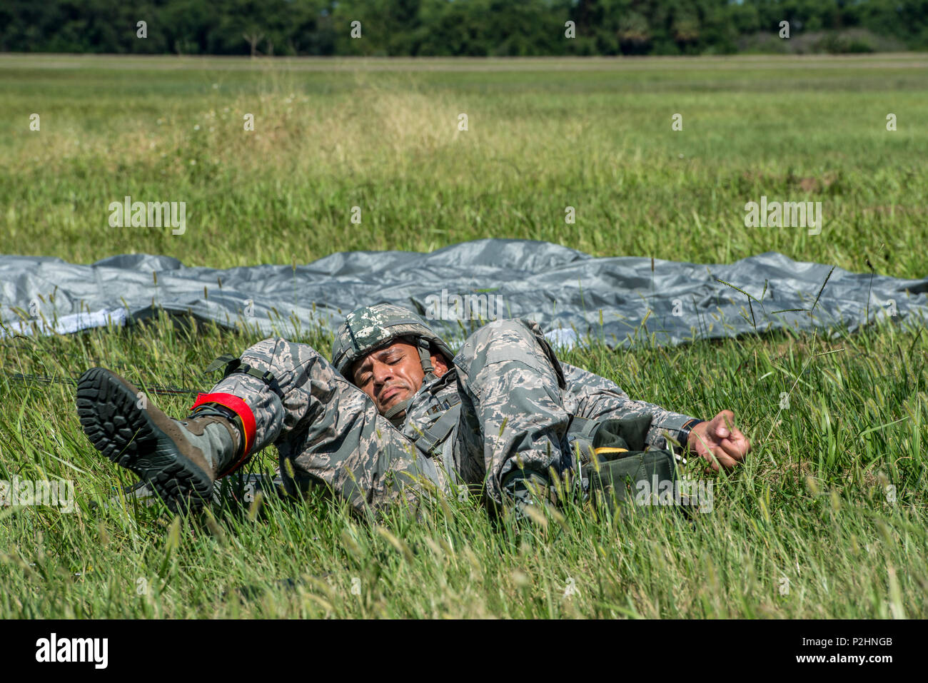 1st Lt. William Moore, Joint Communication Support Element operator ...