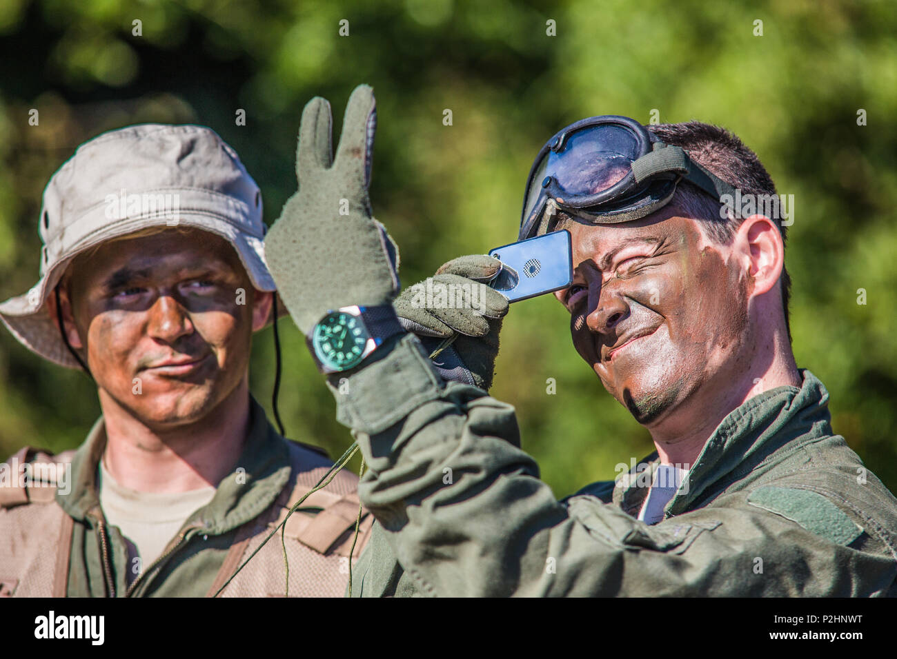 Signaling techniques hi-res stock photography and images - Alamy