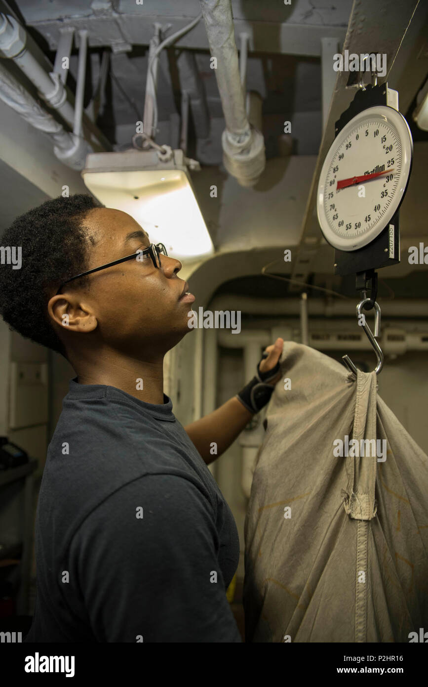 160926-N-WC455-002 ARABIAN GULF (Sept. 26, 2016) Machinist's Mate 3rd ...