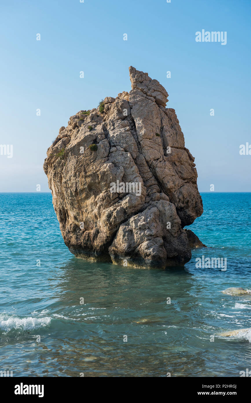Rocks in the sea. Small rocky islands in the water Stock Photo - Alamy