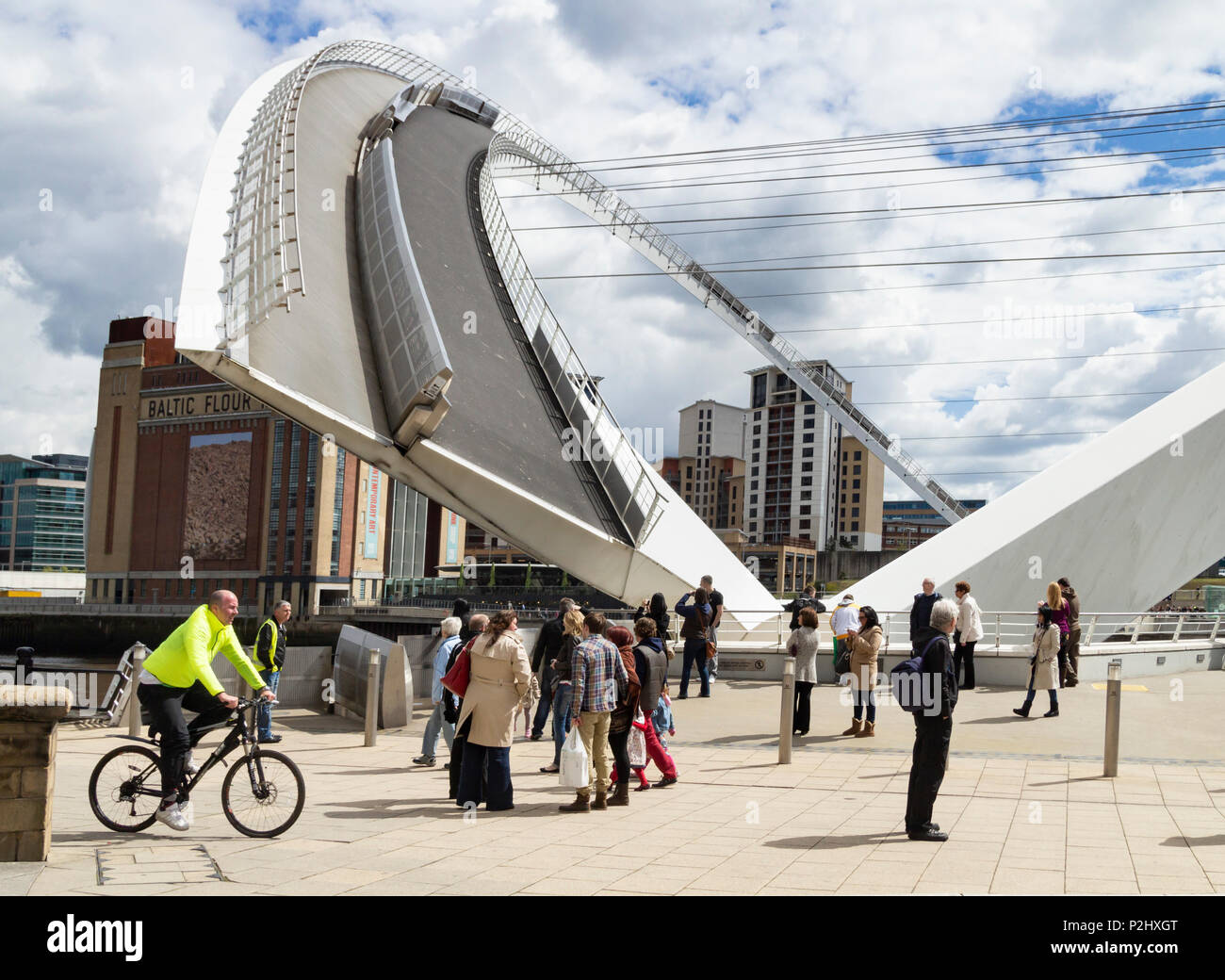Tilting bridge hi-res stock photography and images - Alamy