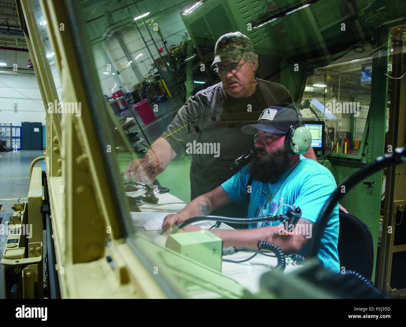 An msq 135 mobile tower system hi-res stock photography and images - Alamy