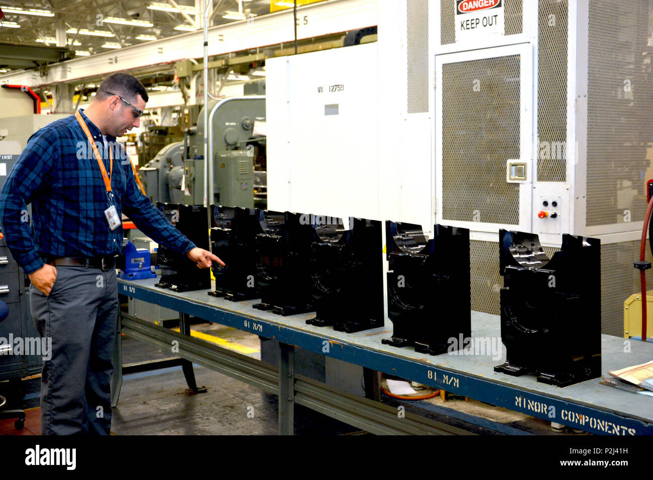 Watervliet Arsenal personnel inspected 120mm Abrams tank breech blocks ...