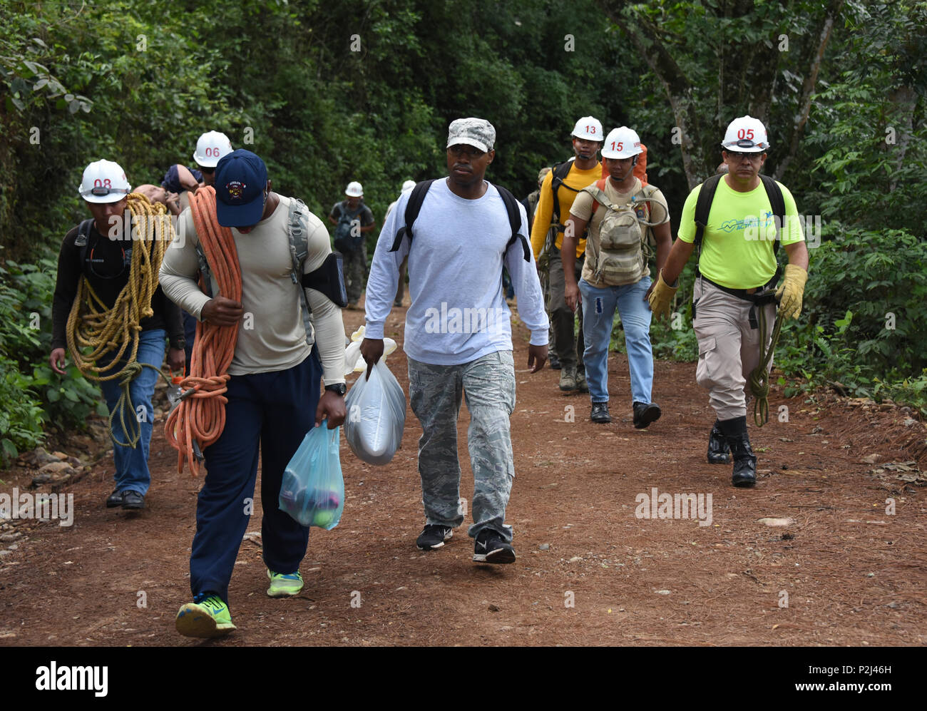 U.S. Air Force Airmen from the 612th Air Base Squadron at Soto Cano Air ...