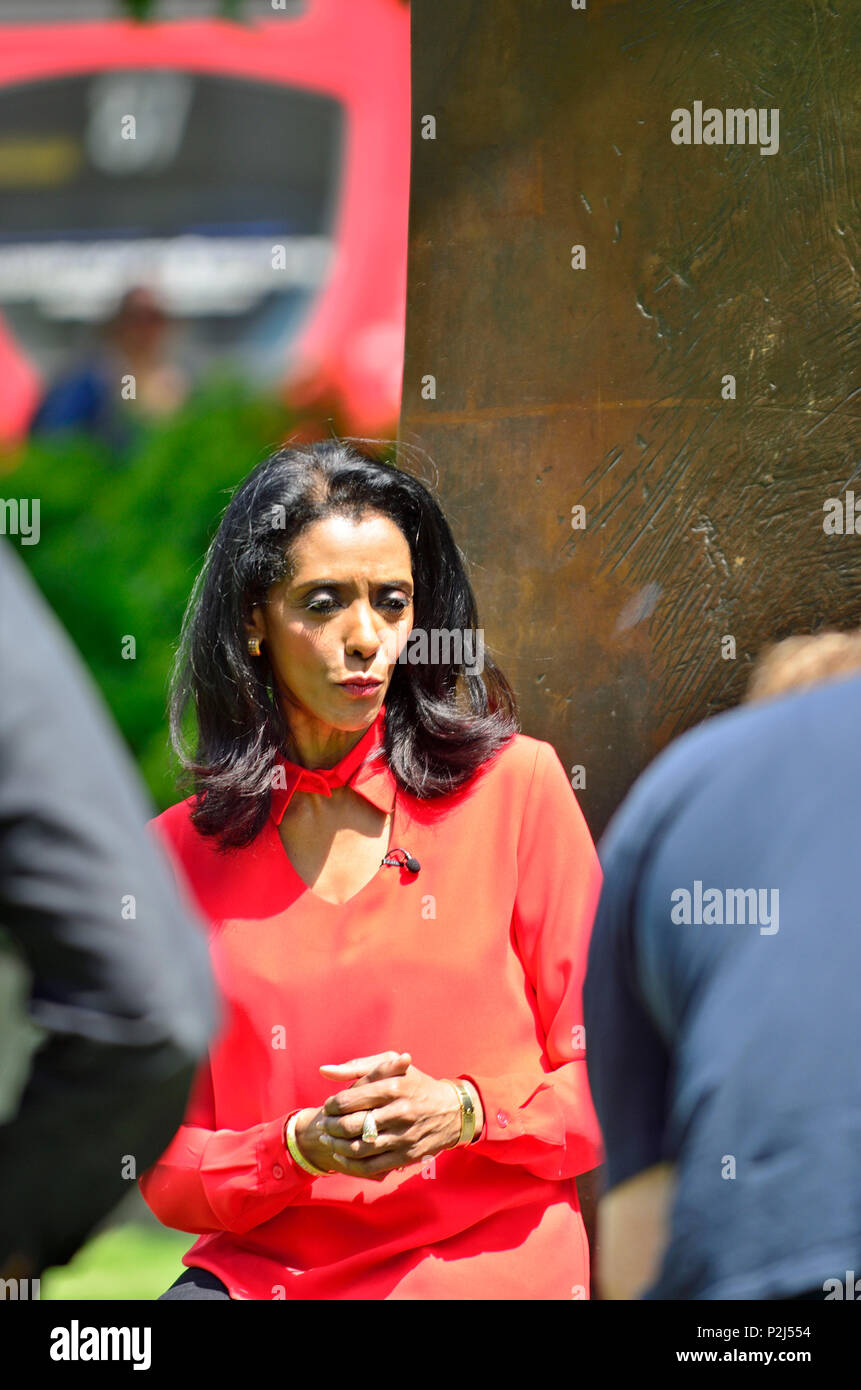 Bbc female news presenter hi-res stock photography and images - Alamy