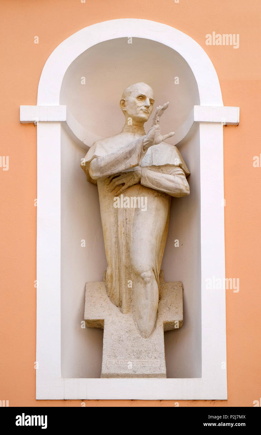 Blessed Aloysius Stepinac statue on facade of cathedral of Assumption ...