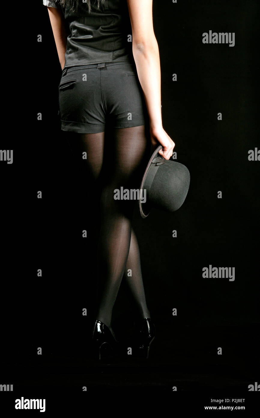 Cabaret dancer hi-res stock photography and images - Alamy