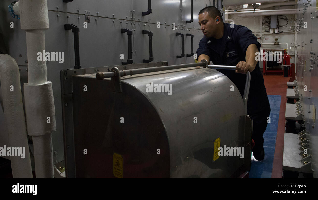 Heat activation hi-res stock photography and images - Alamy