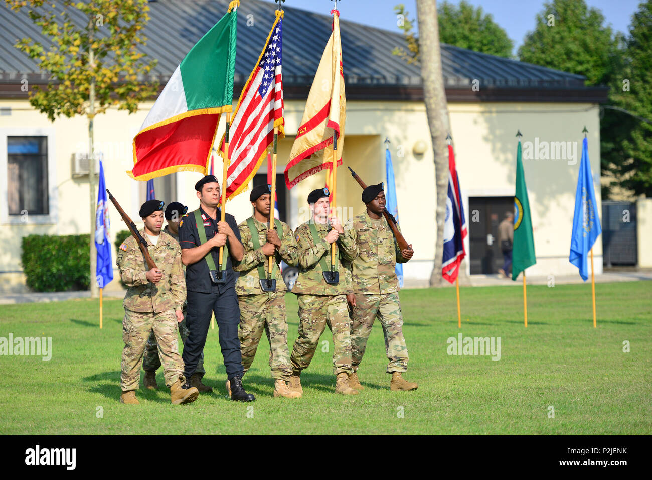 Soldiers from the United States Army Garrison Italy and a soldier from ...