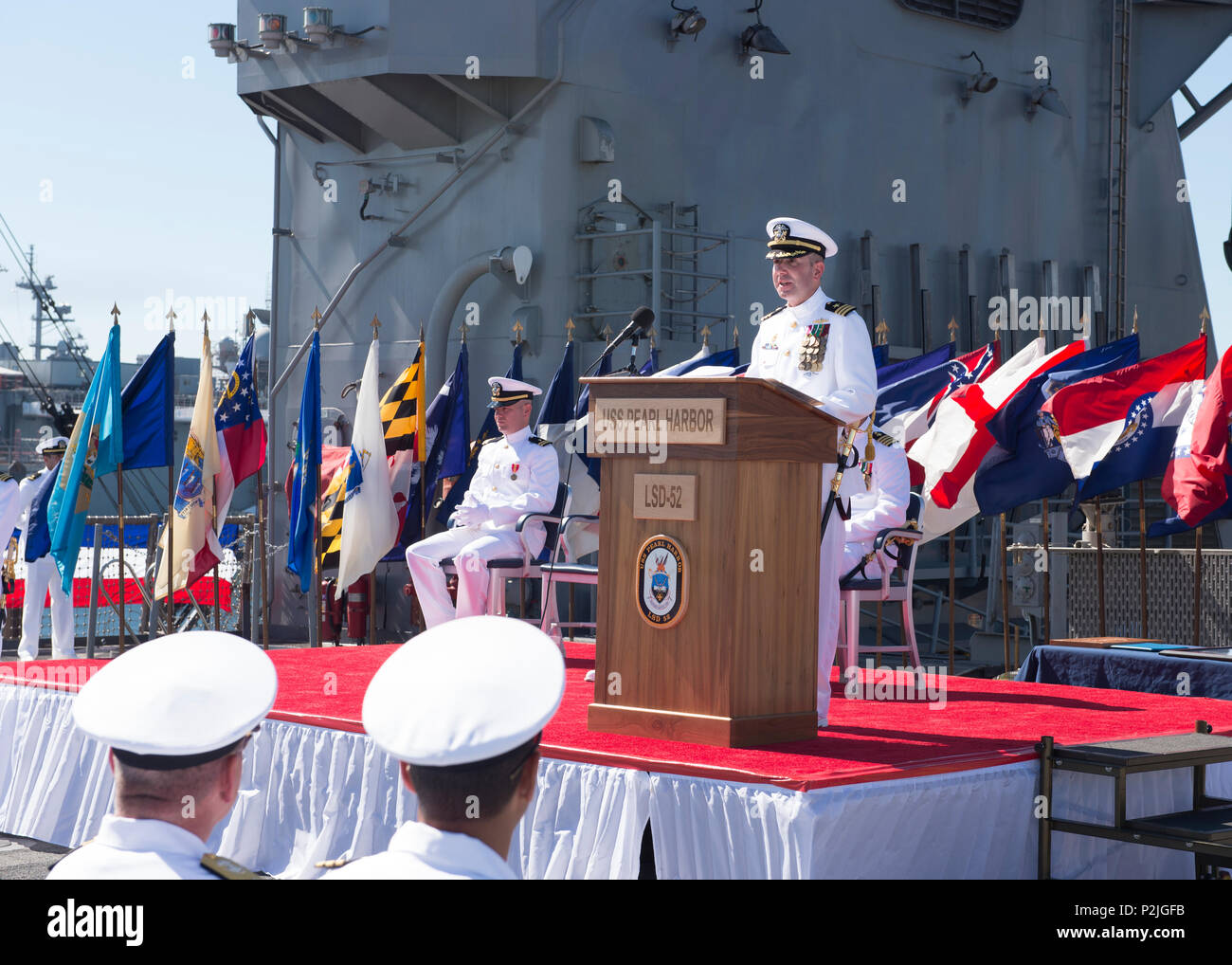 160930-N-UK248-023 SAN DIEGO (Sept. 30, 2016) – Cmdr. Theodore ...