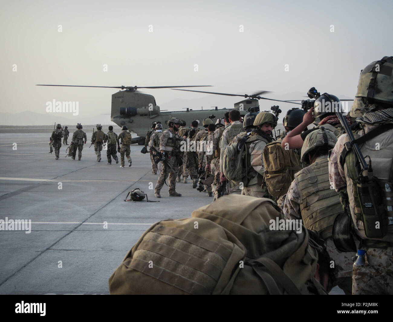 Drug labs hi-res stock photography and images - Alamy