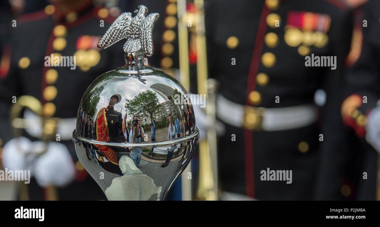 Drum major mace hi-res stock photography and images - Alamy