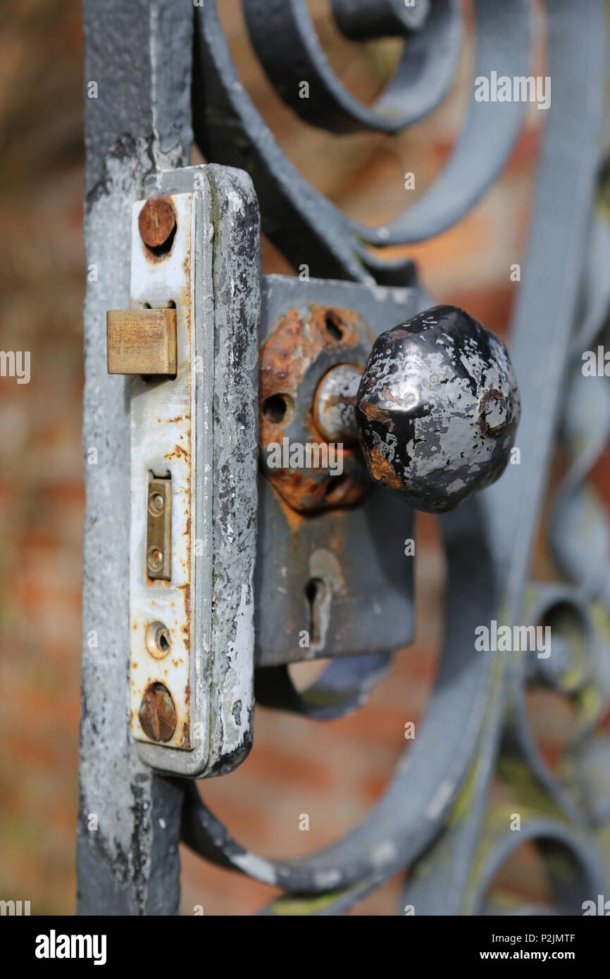 Mortice lock hi-res stock photography and images - Alamy