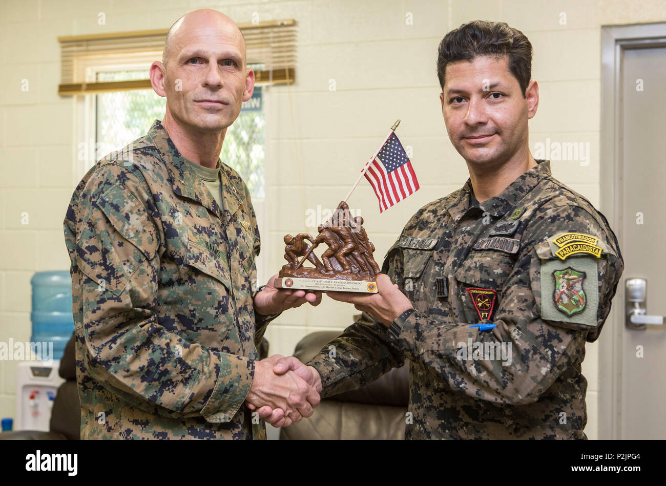 Teniente general a hi-res stock photography and images - Alamy