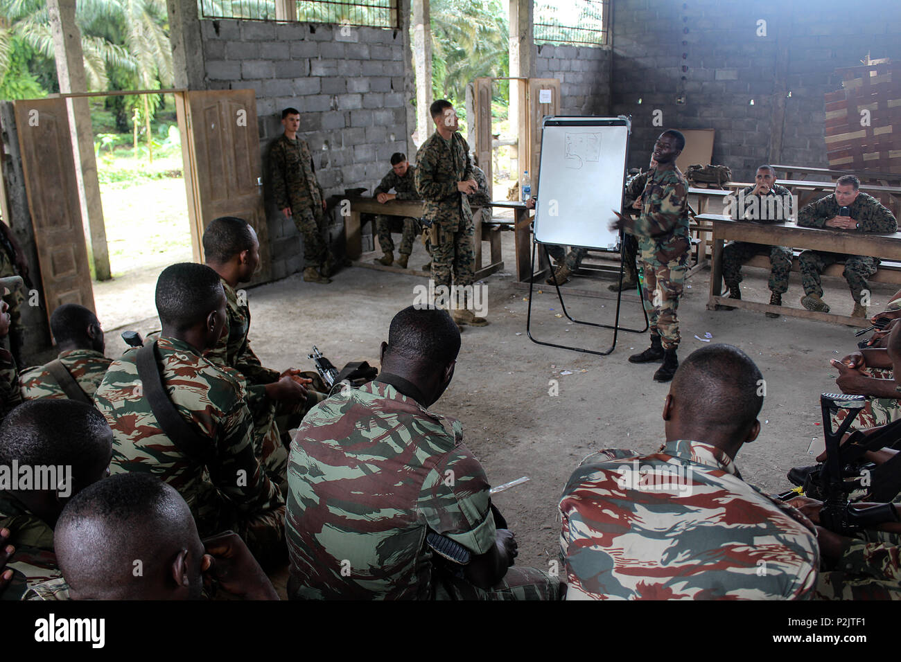 Sept marins hi-res stock photography and images - Alamy