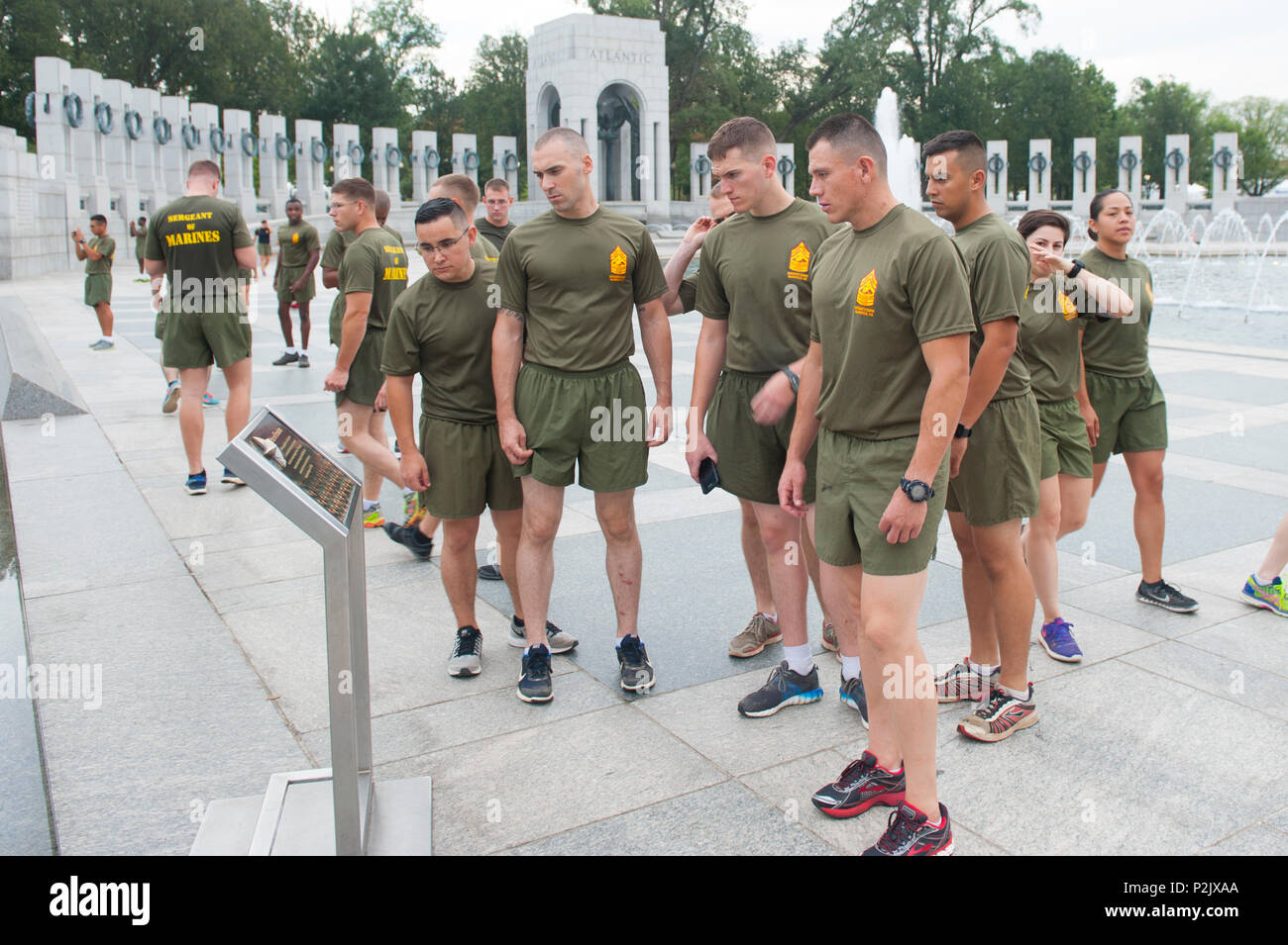 U.S. Marines attached to the Quantico Staff Noncommissioned Officers ...