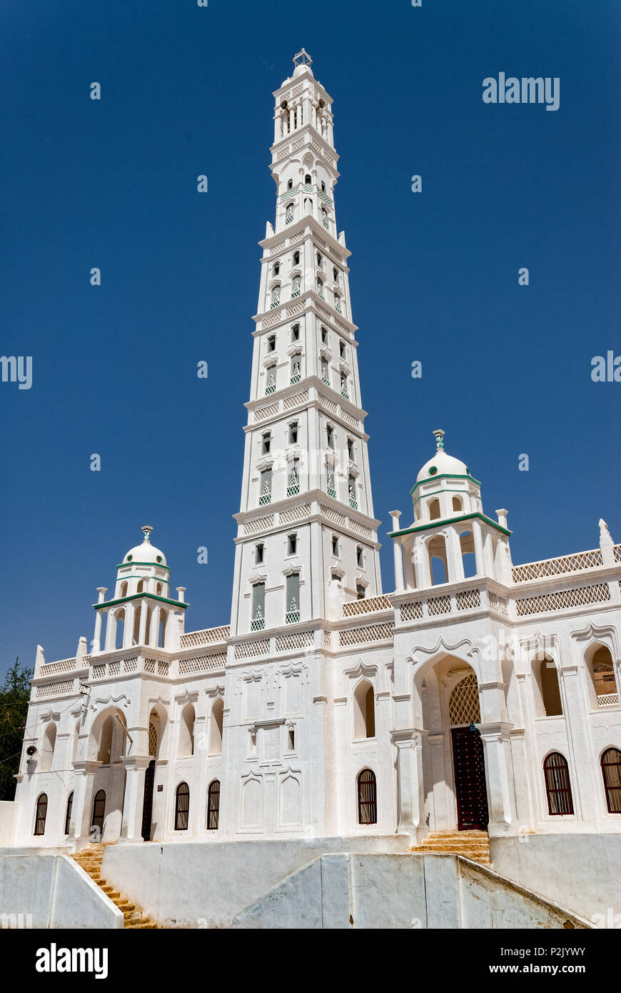 Monumental building in Sayun, Yemen Stock Photo - Alamy