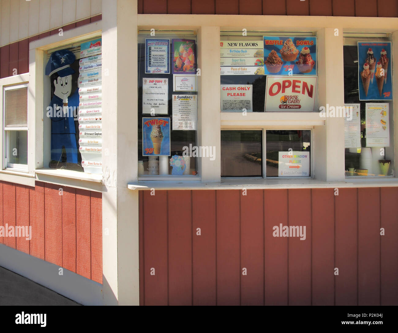 Roadside ice cream stand hi-res stock photography and images - Alamy