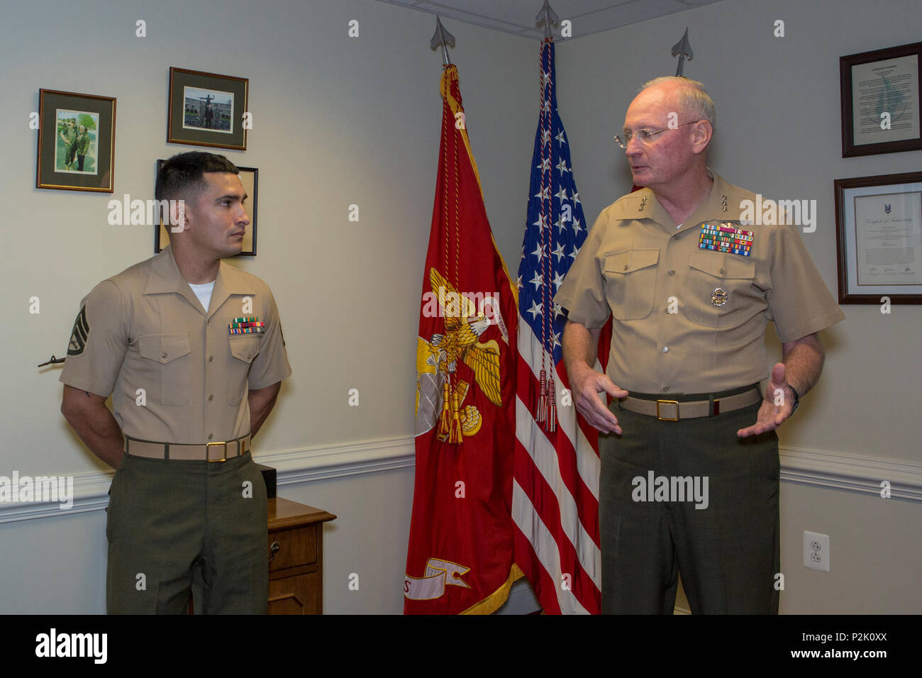 Dmcs hi-res stock photography and images - Alamy