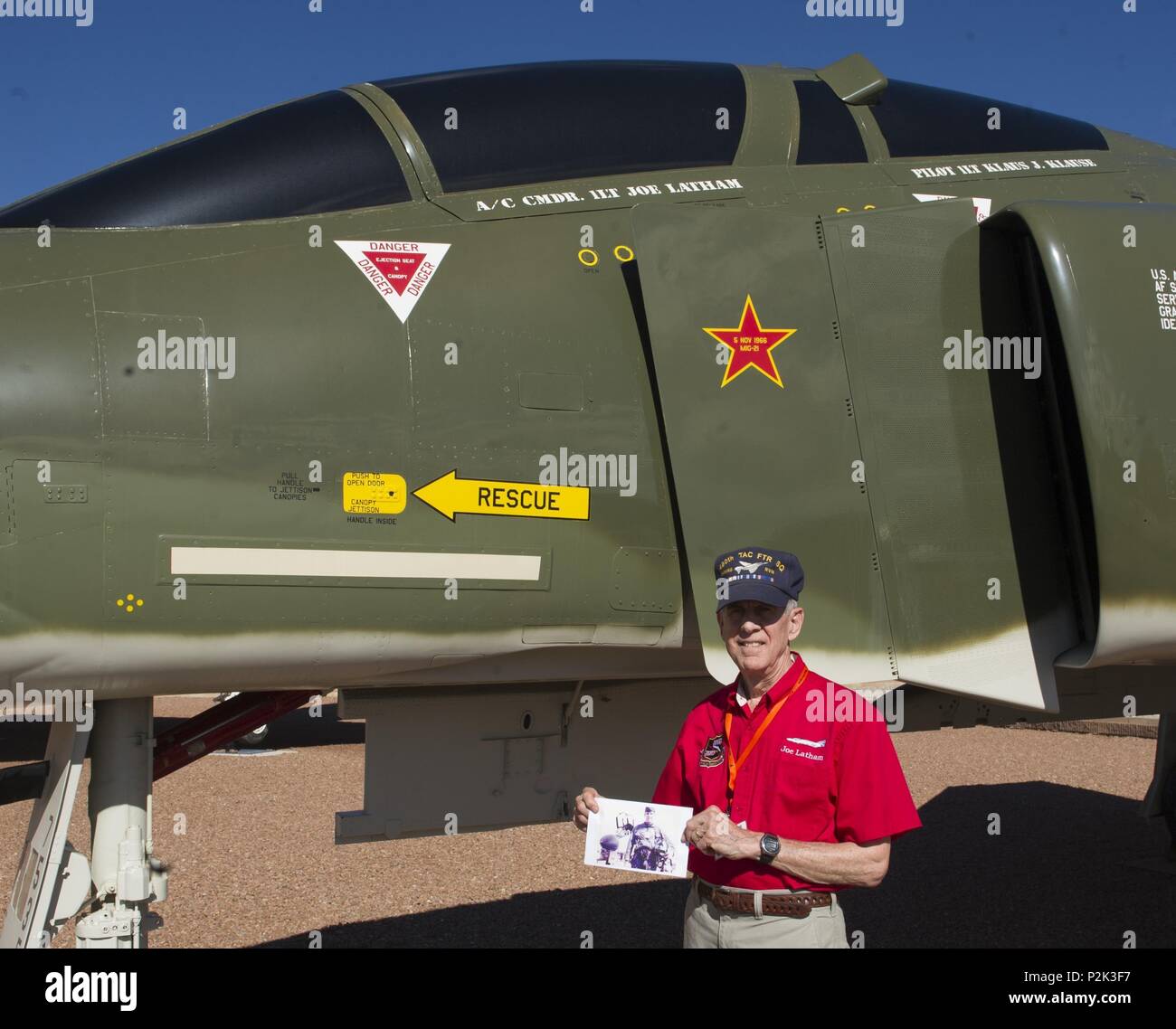 F 4 phantom pilot hi-res stock photography and images - Alamy