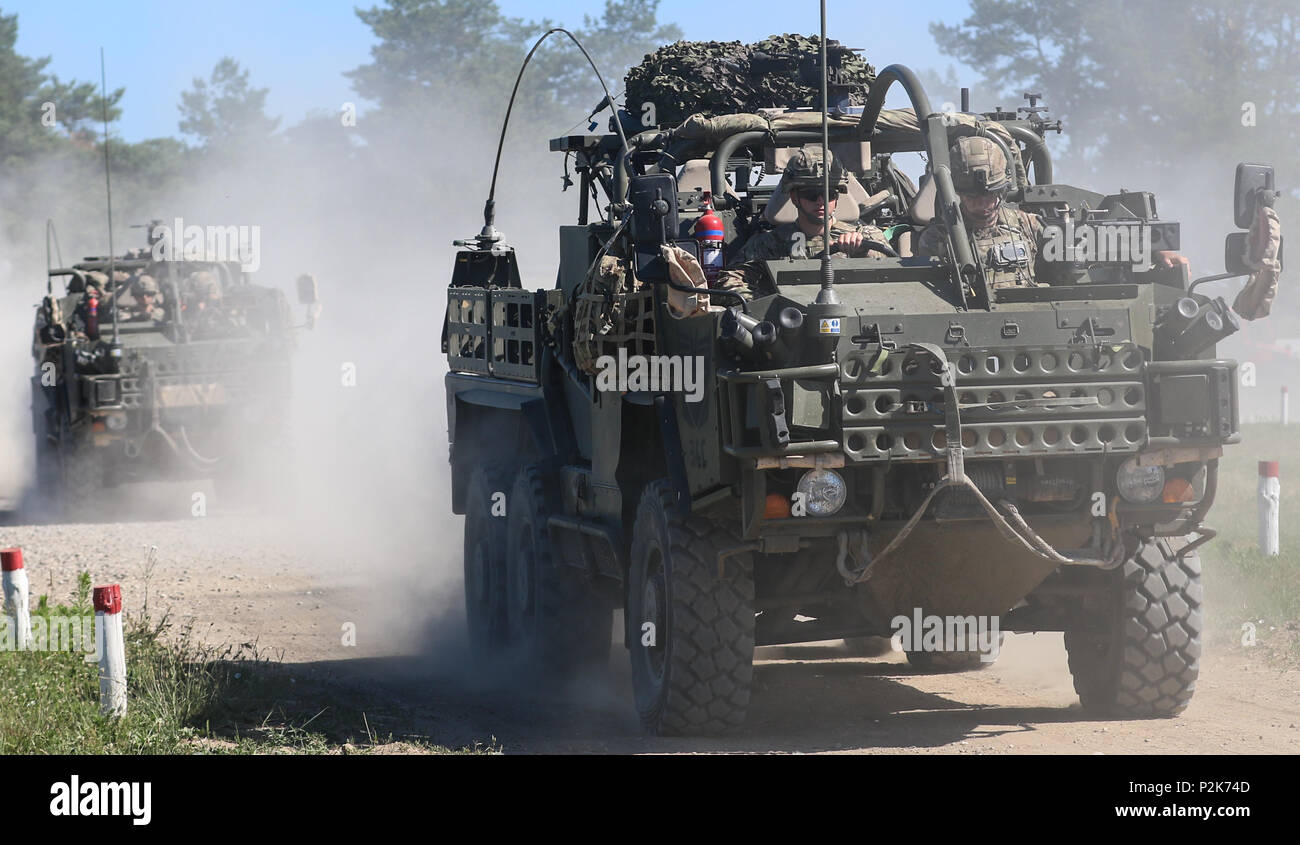 1st the queens dragoon guard hi-res stock photography and images - Alamy