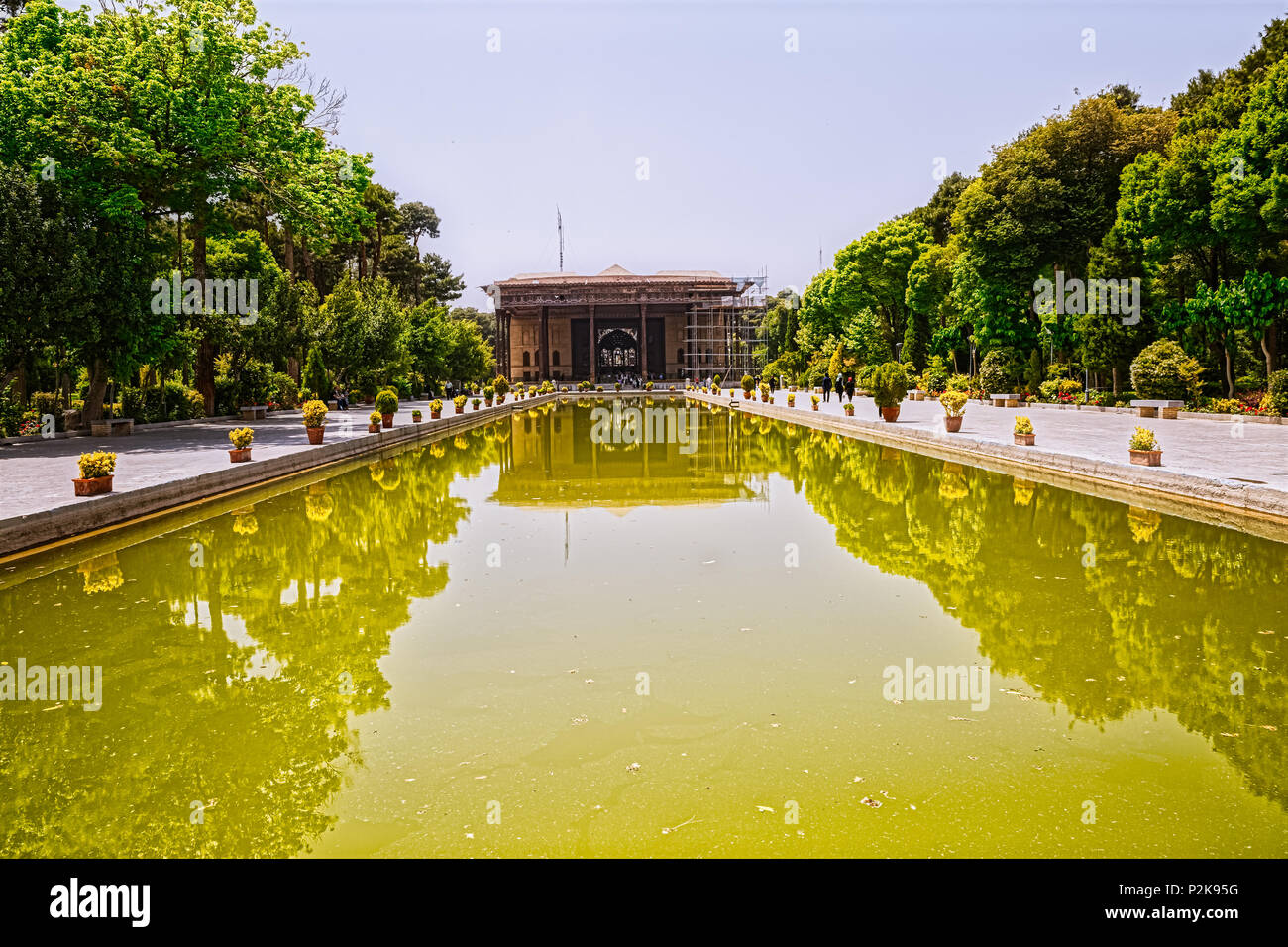 Chehel Sotoun palace Stock Photo - Alamy