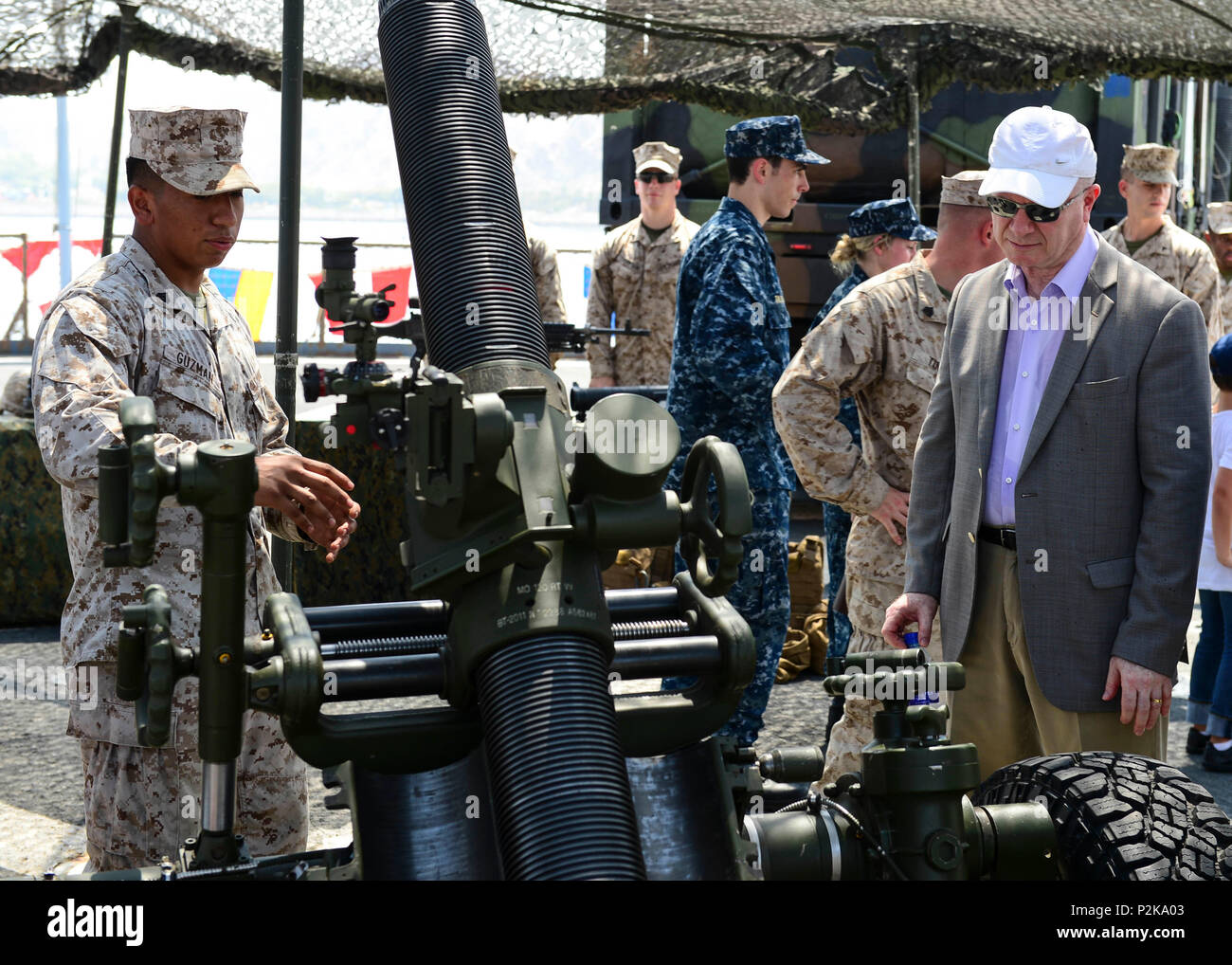 160924-N-TI017-129 MUSCAT, Oman (Sept. 24, 2016) A Marine explains the ...
