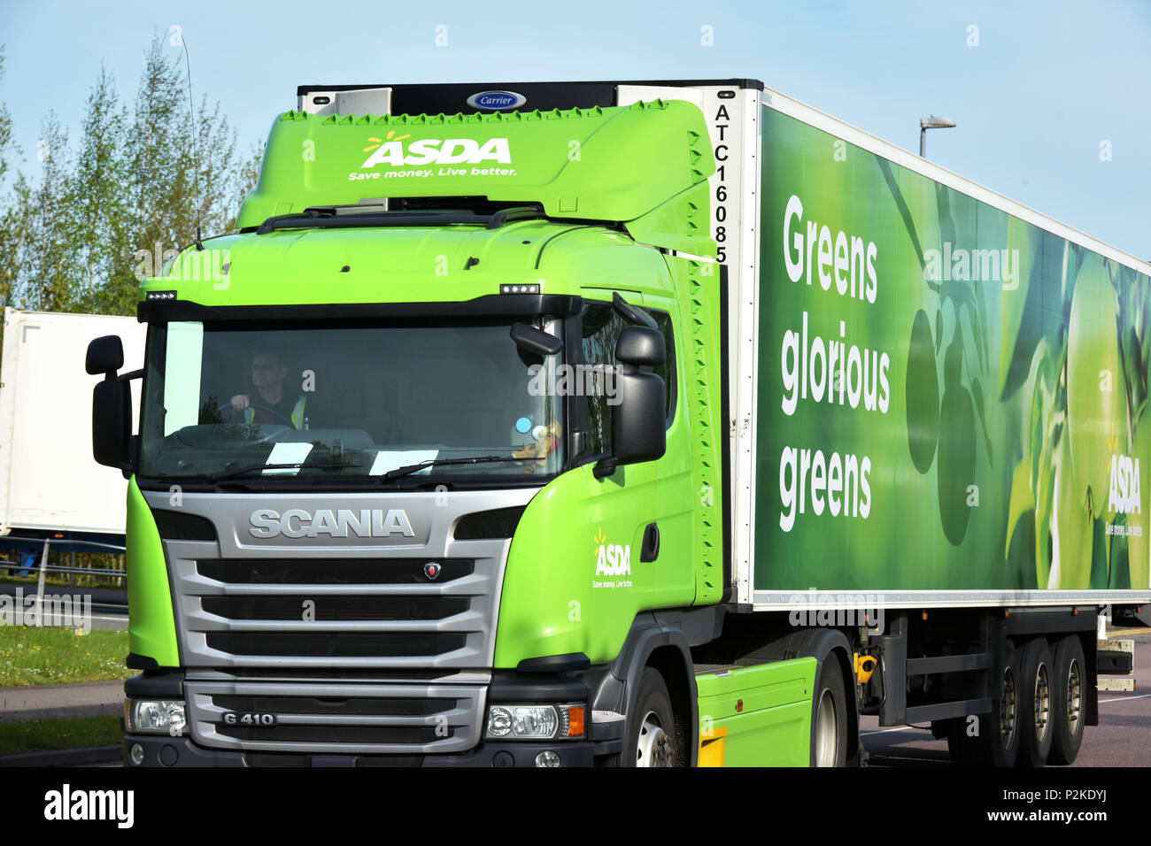 Asda distribution warehouse hi-res stock photography and images - Alamy