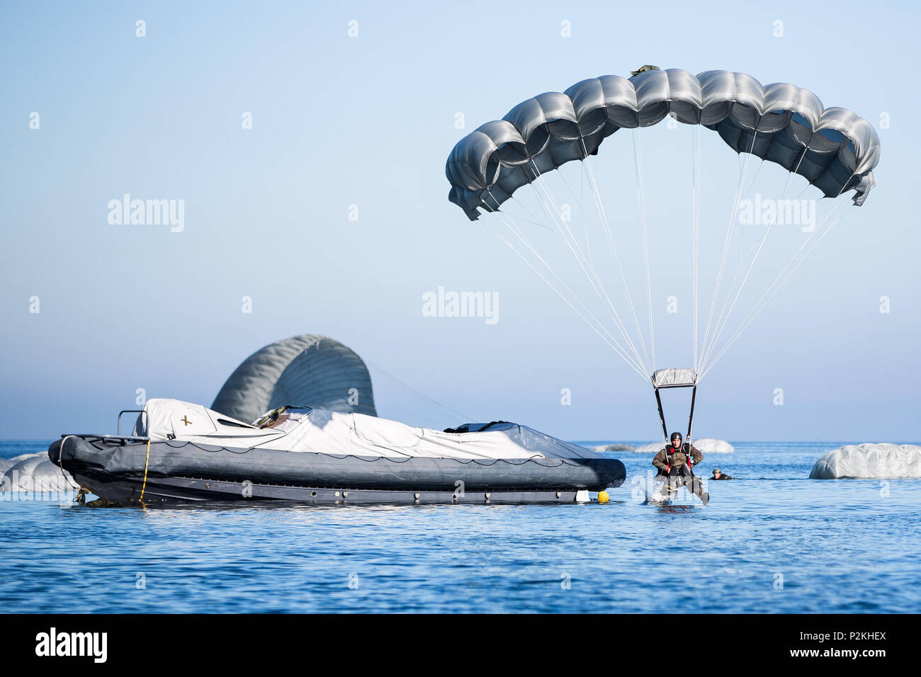 A special warfare combatant-craft crewman, Navy Special Warfare Unit 2 ...