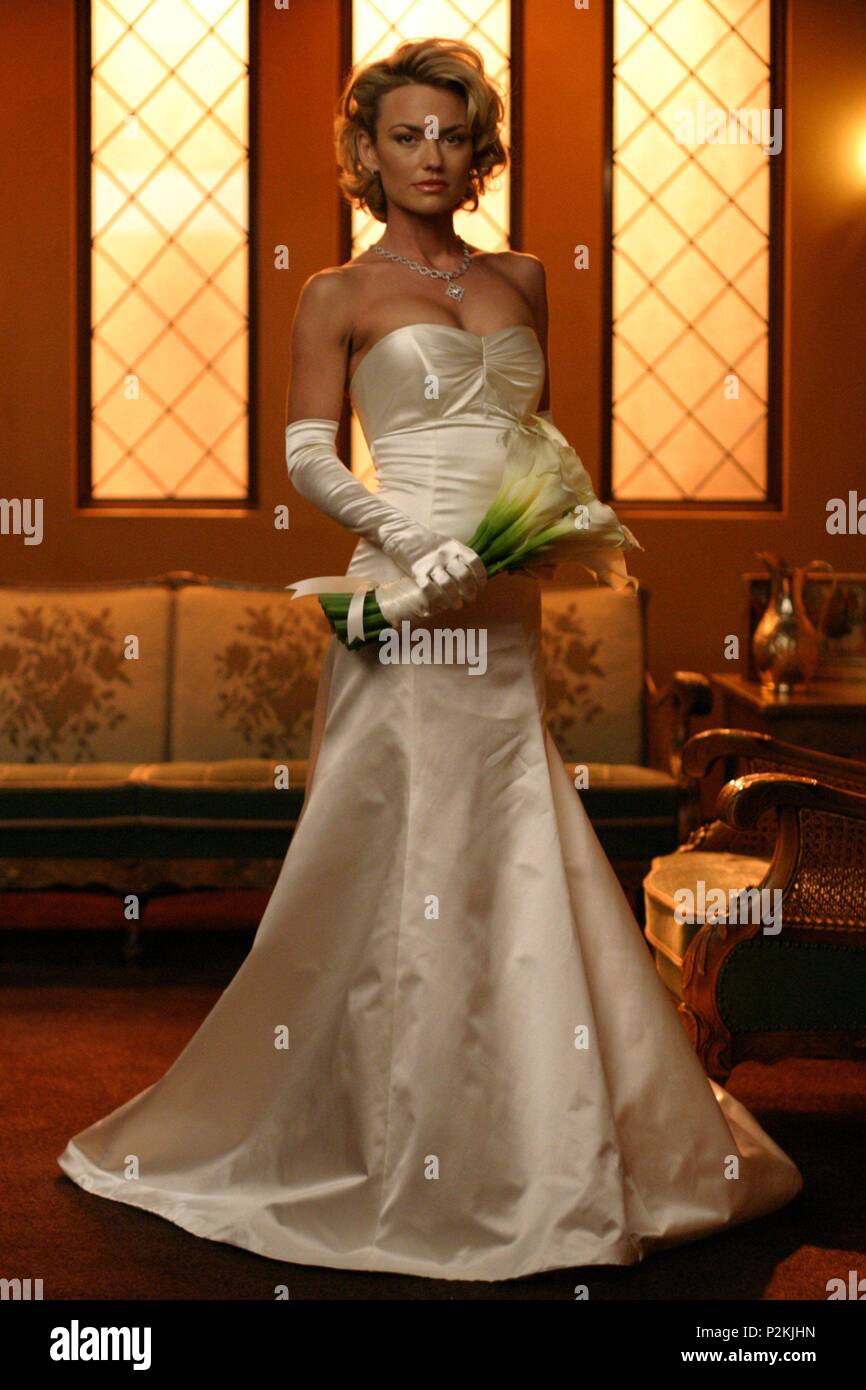 Kelly carlson hi-res stock photography and images - Alamy