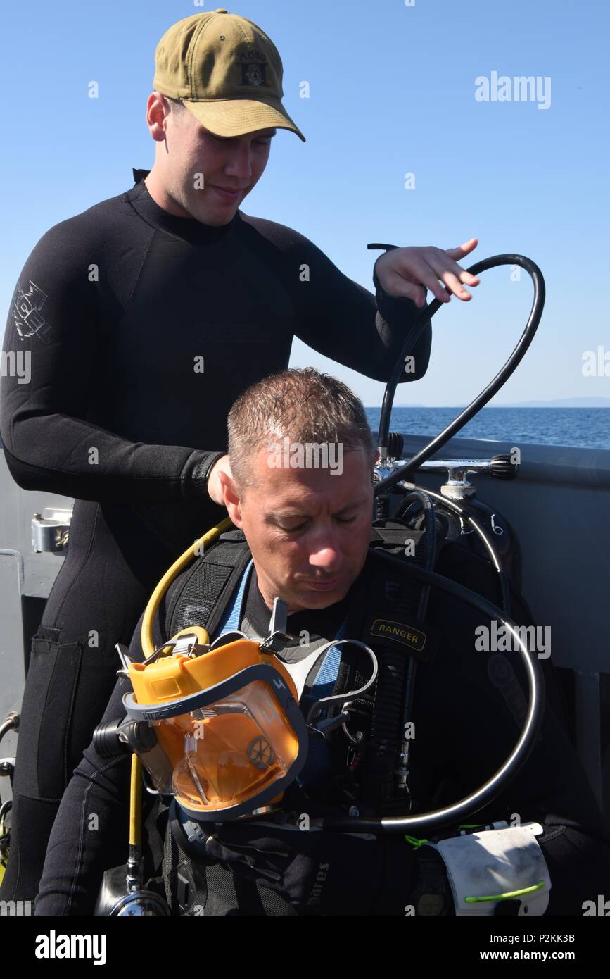 U.S. Navy Diver Chief Chad Gebler of Mobile Diving and Salvage Unit 2 ...