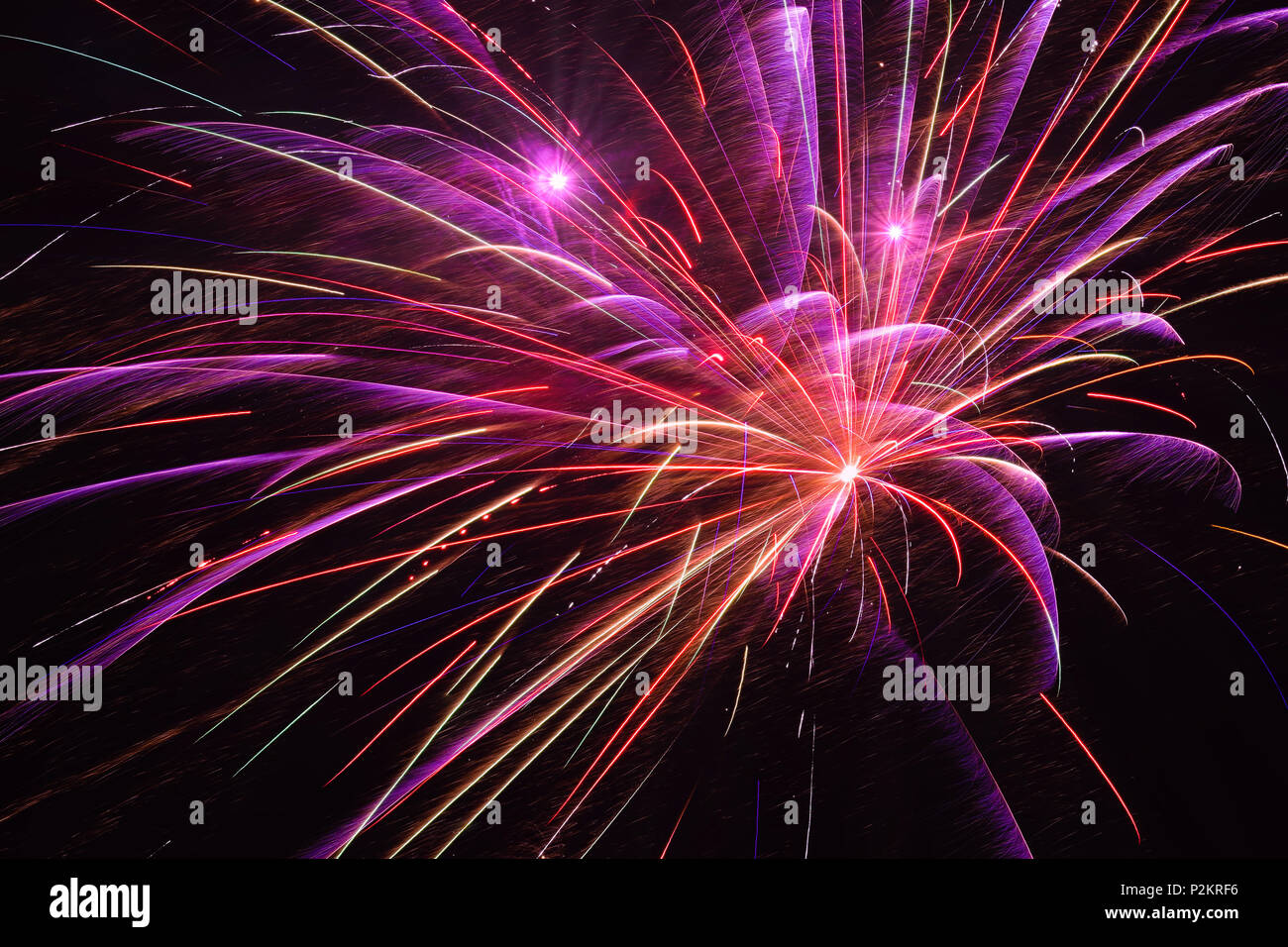 4 july fireworks hi-res stock photography and images - Alamy