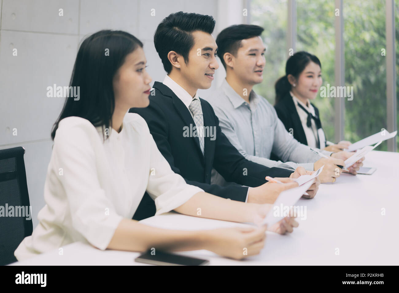 Job interview waiting man woman hi-res stock photography and images - Alamy