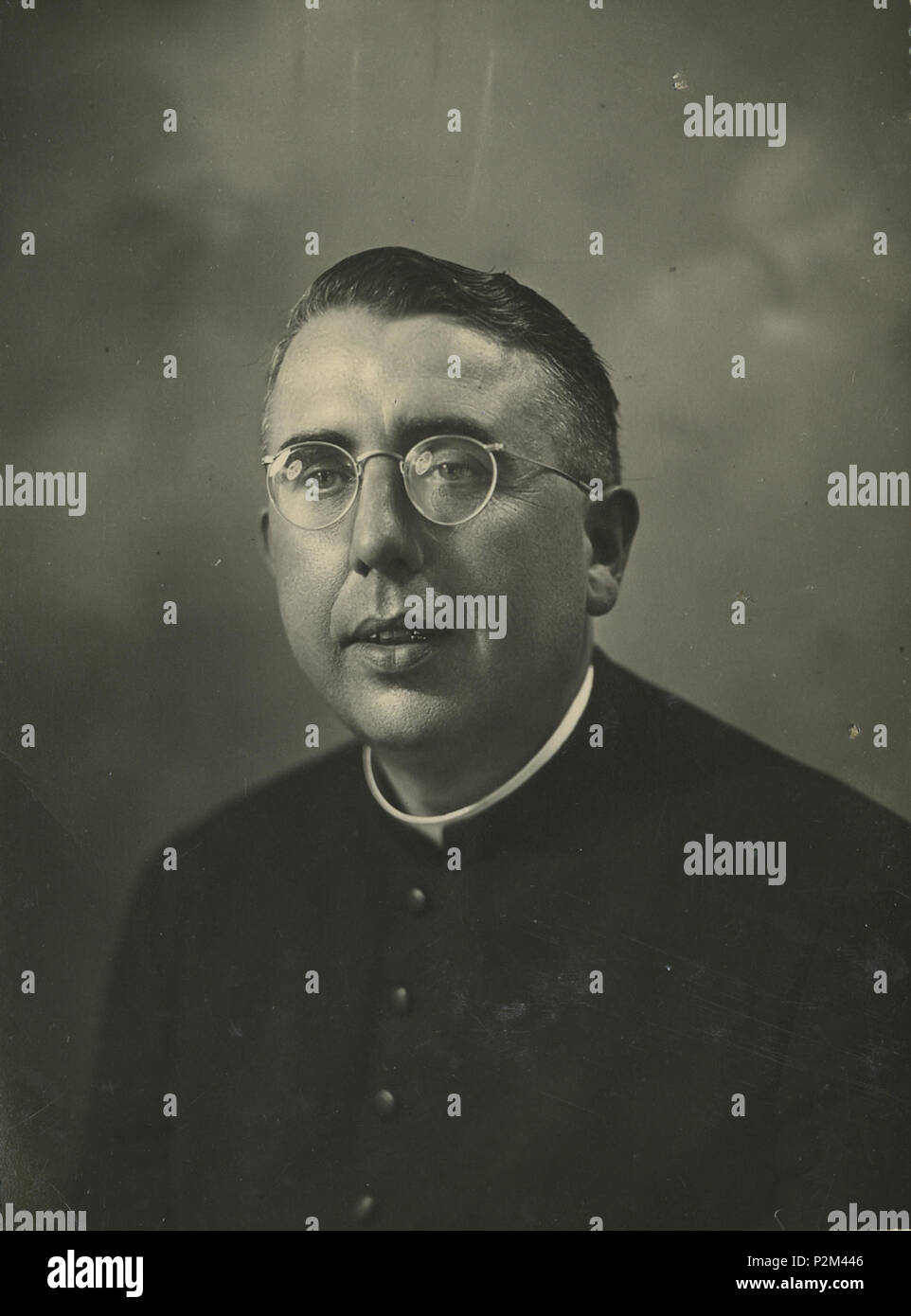 . Italiano: Don Dante Sala, giusto tra le nazioni . circa 1930. Yad ...