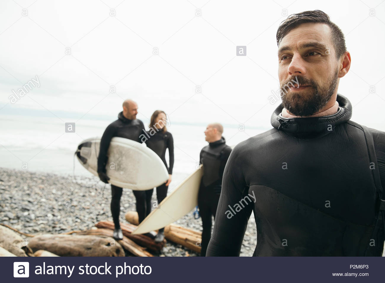 People getting wet hi-res stock photography and images - Alamy