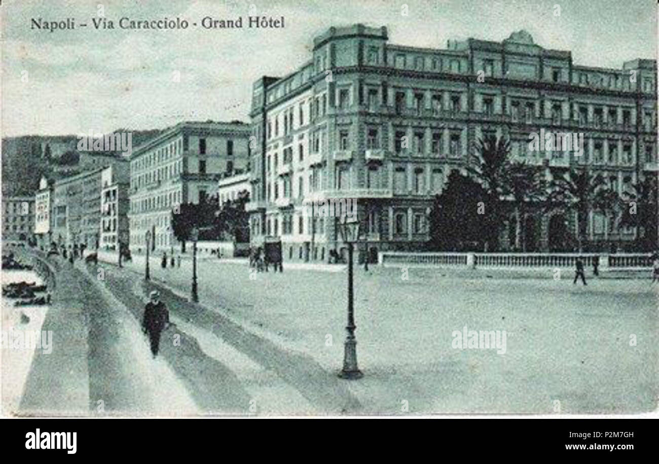 Napoli via caracciolo grand hotel hi-res stock photography and images ...