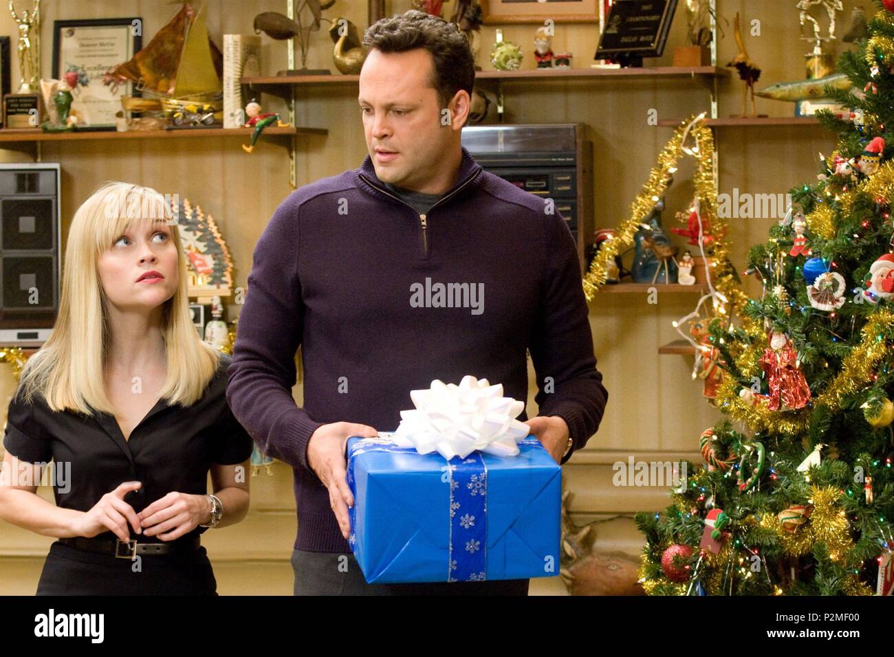 Original Film Title: FOUR CHRISTMASES. English Title: FOUR CHRISTMASES ...