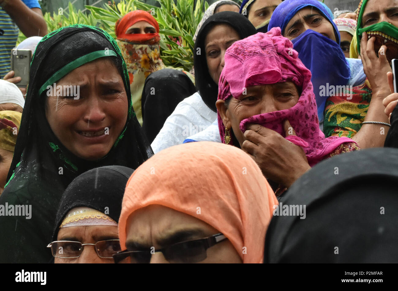 Women wail hi-res stock photography and images - Alamy