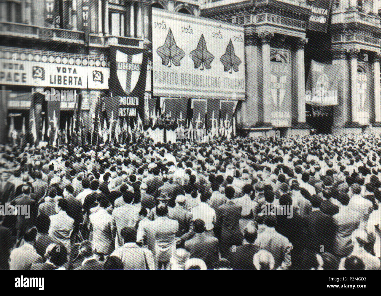 42 Italian political campaign 1948 Stock Photo - Alamy
