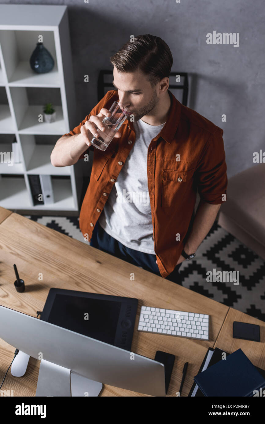 Office drinking water hi-res stock photography and images - Alamy