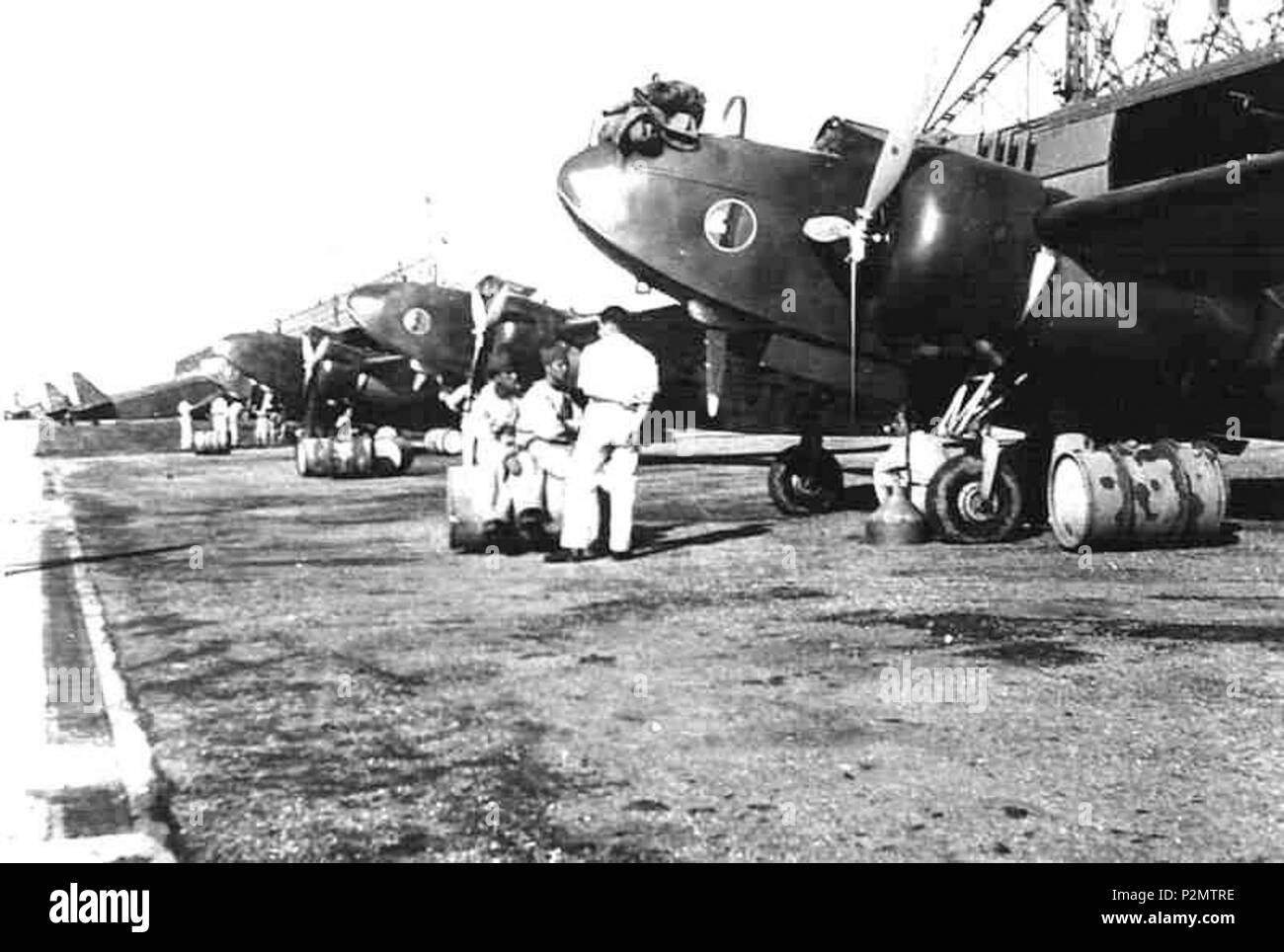 . Italiano: Aereo Savoia Marchetti SM.85 . before 1960. Unknown 74 R.A ...
