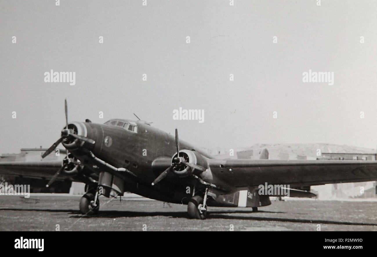 75 REGIA AERONAUTICA - Savoia Marchetti SM.82 02 Stock Photo - Alamy