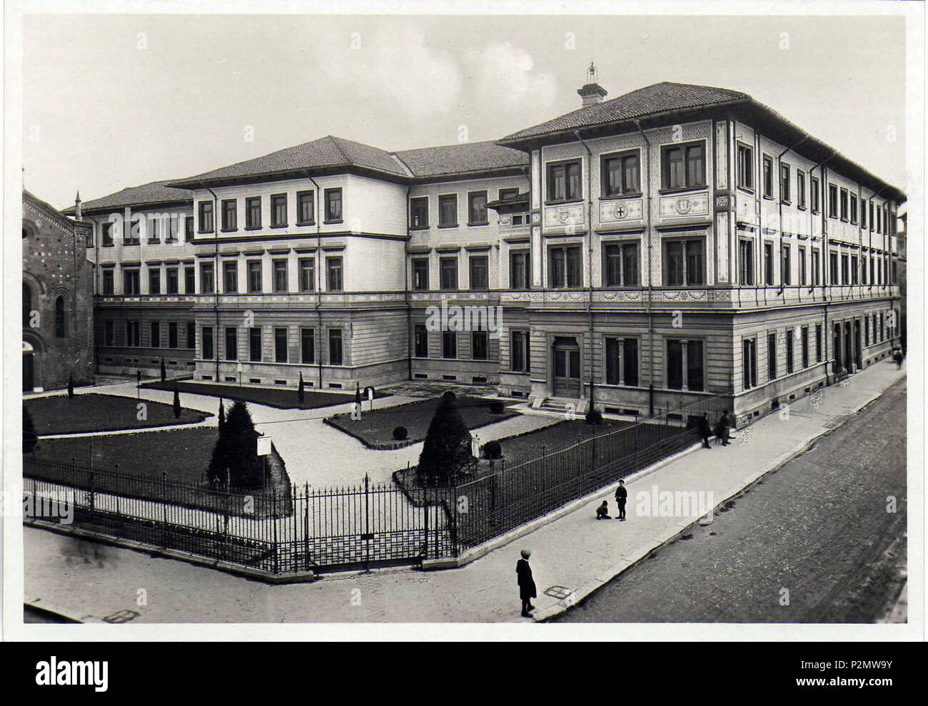 Liceo milano hi-res stock photography and images - Alamy