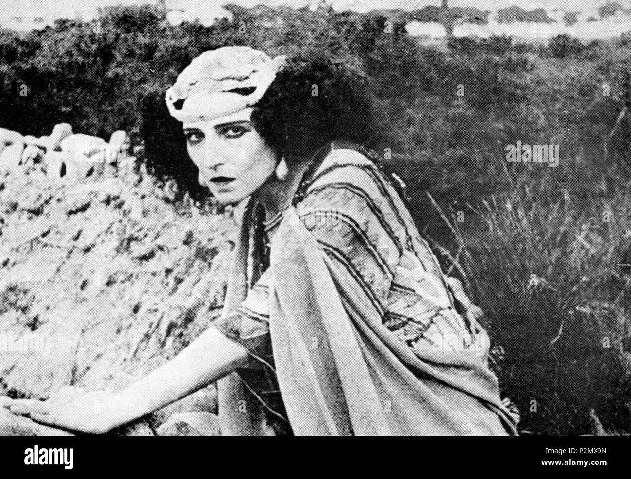 . Italiano: Ida Rubinstein interprete de La nave (G. D'Annunzio, 1921 ...