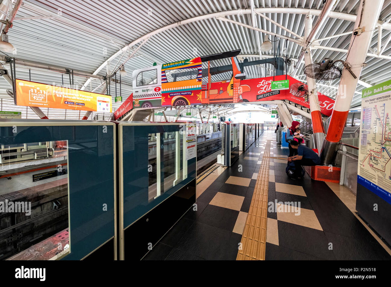 Monorail station hi-res stock photography and images - Alamy
