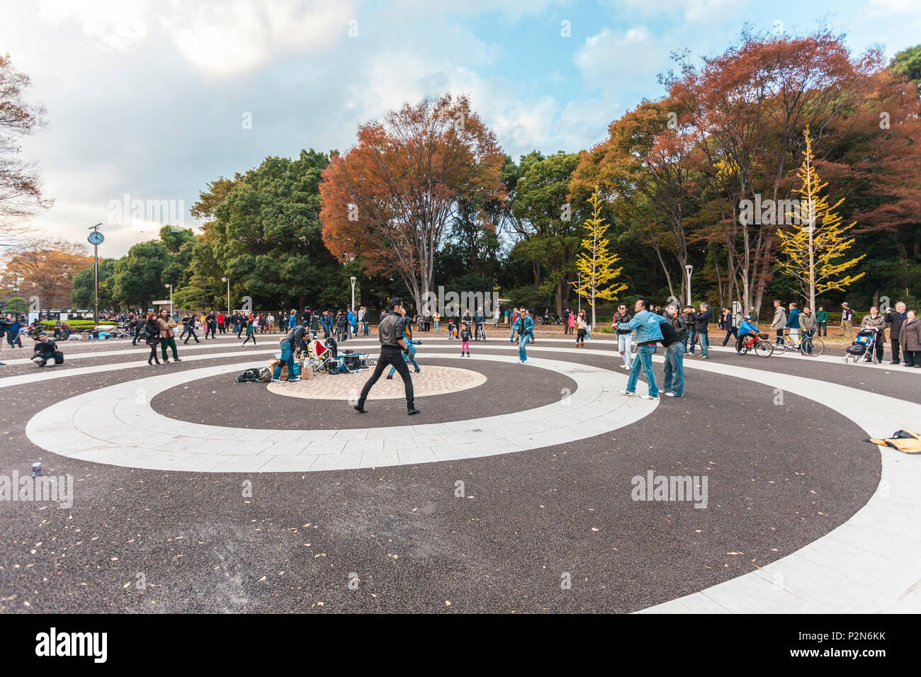 Elvis japan park hi-res stock photography and images - Alamy