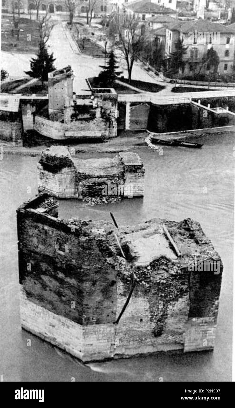 Durante la seconda guerra mondiale hi-res stock photography and images - Alamy