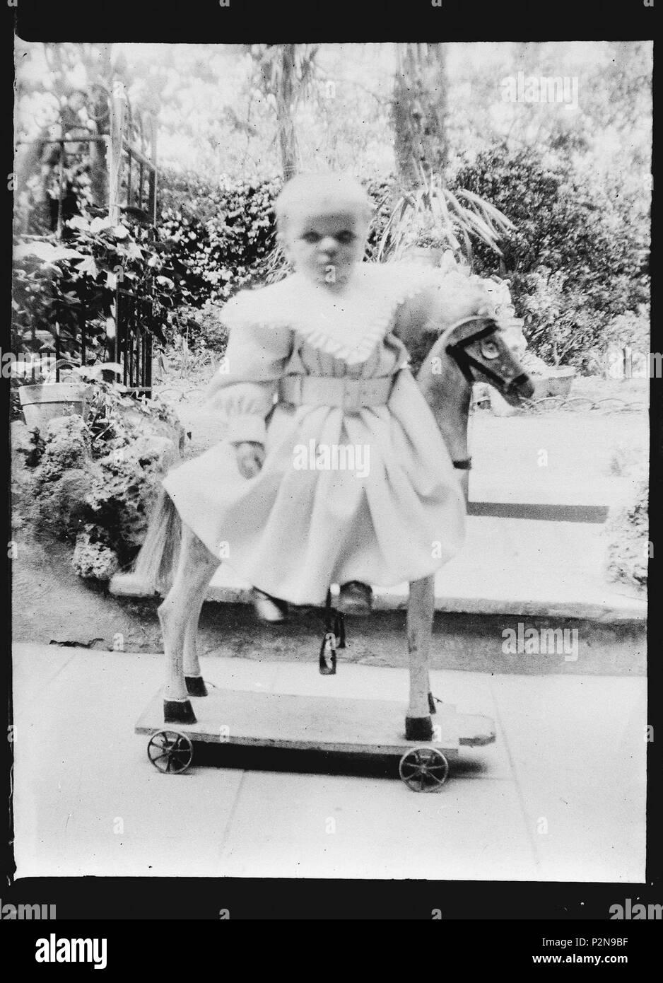 (Portrait d'un enfant) - Fonds Berthel Stock Photo - Alamy