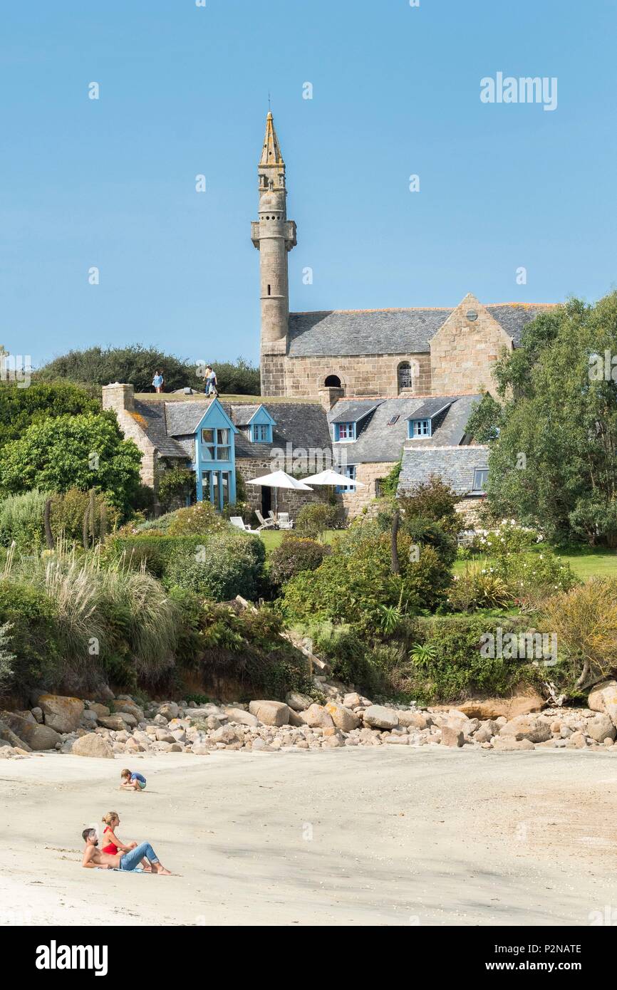 France, Finistere, Carantec, Callot Island, Park An Iliz beach Stock ...